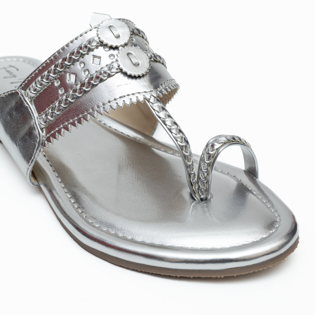 Traditional Kolhapuri Flats - Silver – Dapperfeet